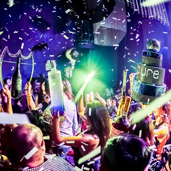 Customised VIP Bottle Presenter | Ice Entertainments