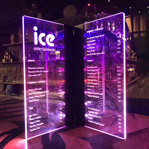 Set of 10 Customised Twilight Menu | Ice Entertainments